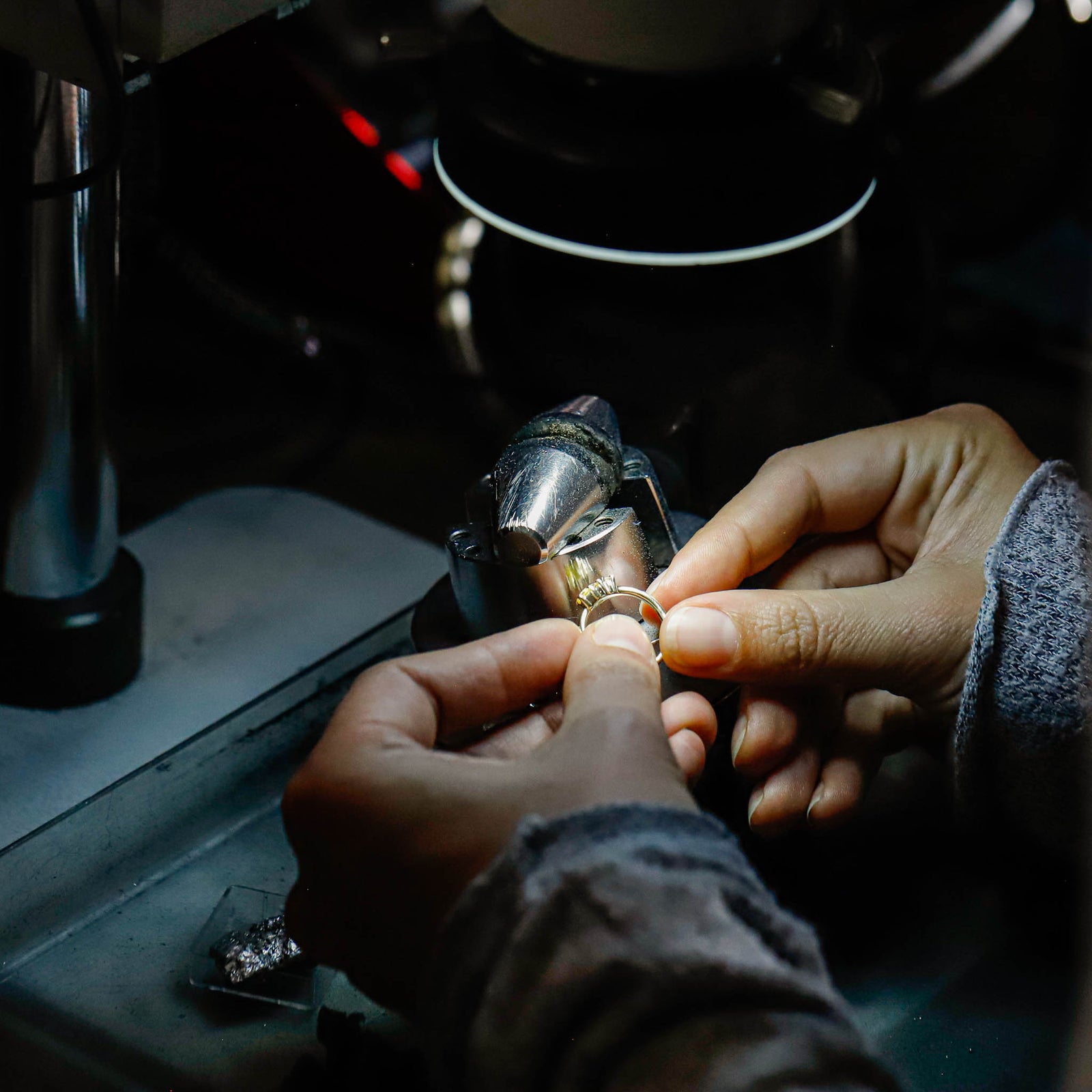 Horizon Sapphire and Diamond Ring | Black Finch Jewellery, Melbourne